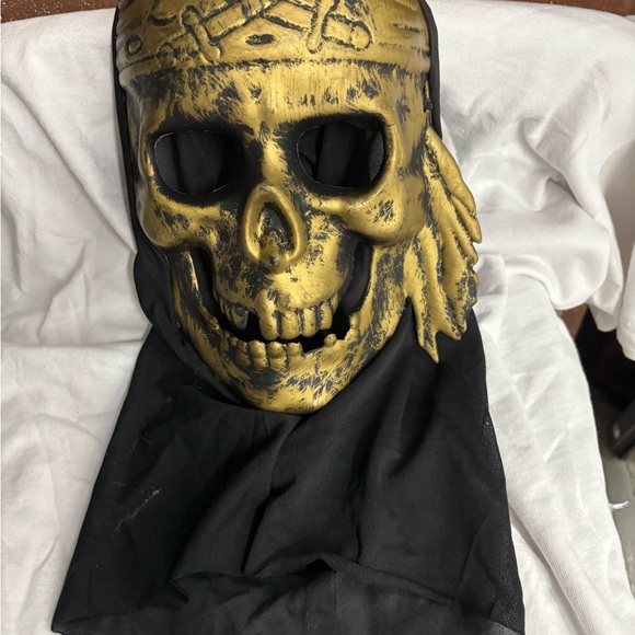 Party City | Costumes | Gold Skull Mask With Black Cloth | Poshmark